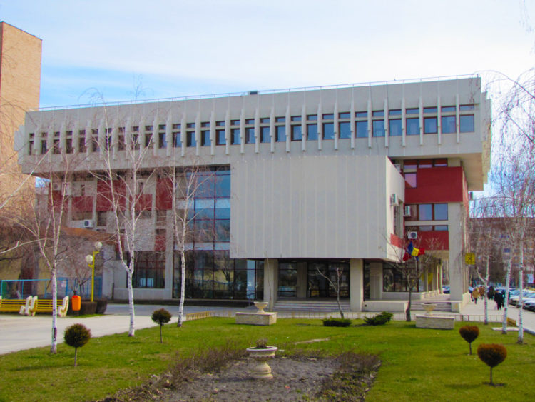 Ziua Bibliotecii Judeţene „Panait Cerna" Tulcea - Ziarul Delta Tulcea