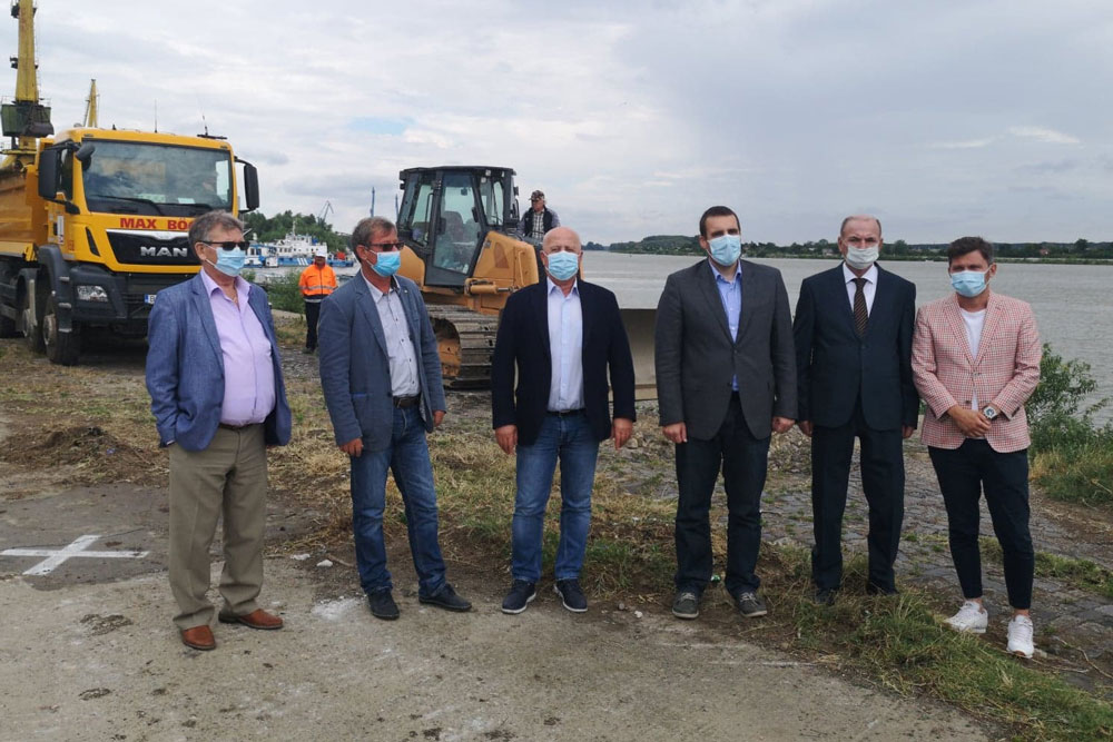Start lucrărilor de modernizare a portului şi falezei - Ziarul Delta Tulcea